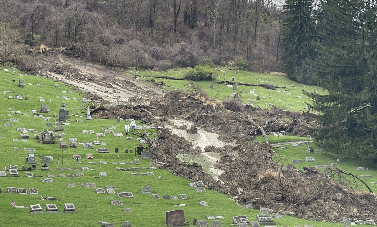 Massive landslide topples tombstones in Wheeling cemetery - Observer ...
